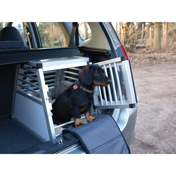 Hundebox für Honda Jazz - hundebox-transportbox.de
